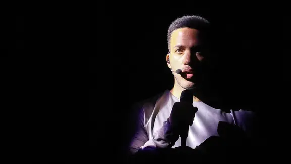 Cesár Sampson: Biografie des österreichischen Kandidaten | eurovision.de